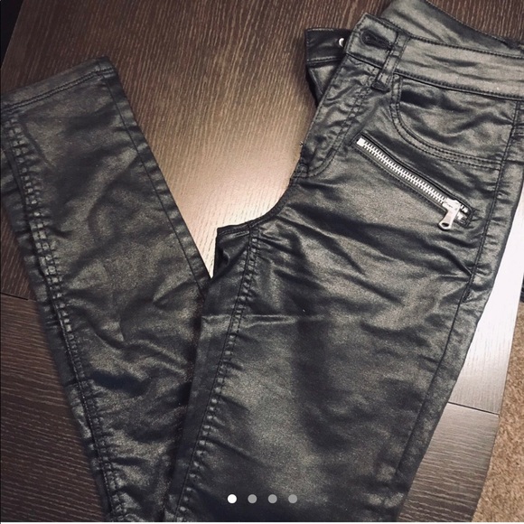 H&M | Jeans | Metallic Black Skinny Hard Denim | Poshmark